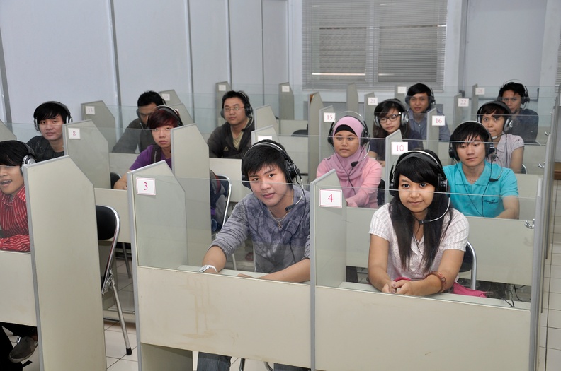 lab-bahasa | Headph0ne Phet1sh Gallery